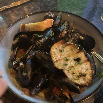 CROSSROADS KITCHEN & BAR - Updated October 2025 - 78 Photos & 43 ...