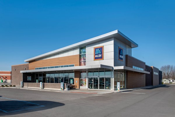 MARKLAND MALL - Updated December 2025 - 38 Photos - 1114 17th St ...