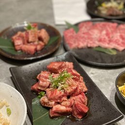 ISHONI YAKINIKU - Updated March 2025 - 1016 Photos & 329 Reviews - 611 ...