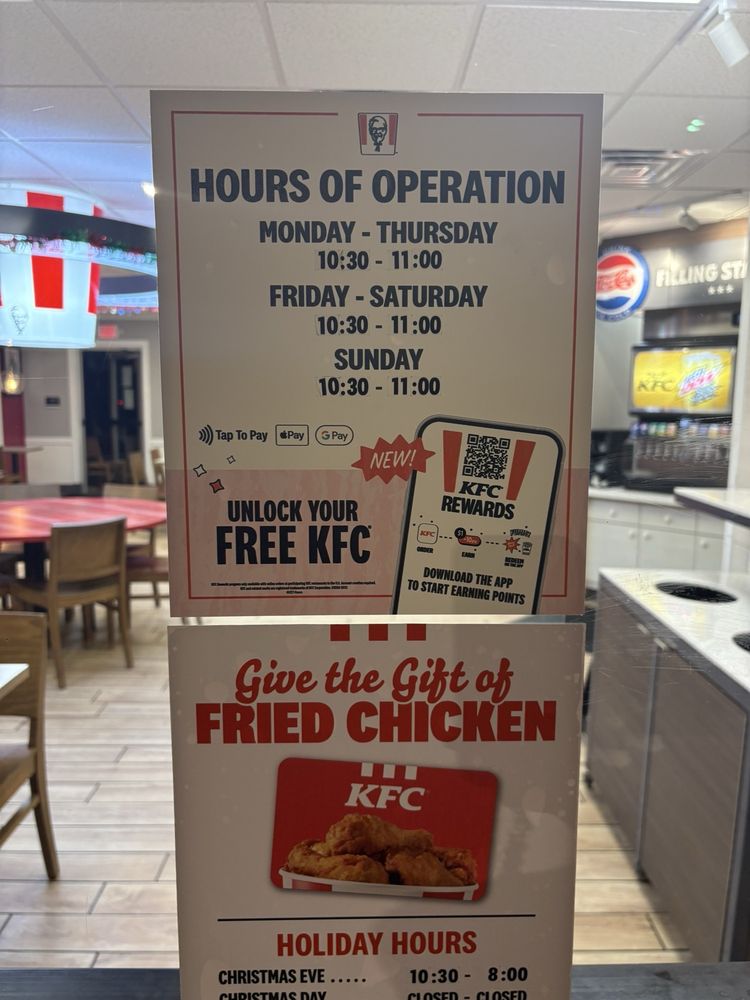 KFC - Updated August 2025 - 27 Reviews - 75 Richards Ave, Norwalk ...