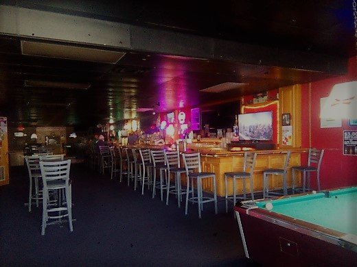 CARRIE’S BAR - Updated December 2025 - 13 Photos - 1906 E Meadowmere St ...