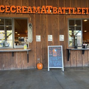 THE BATTLEFIELD COUNTRY STORE - 235 Photos & 223 Reviews - 6150 Plank ...