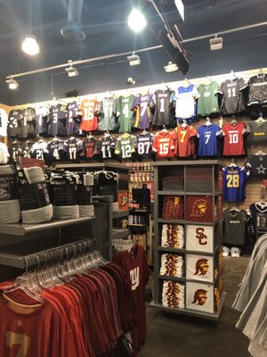 FANZZ - Updated September 2025 - 16 Reviews - 1 Mills Cir, Ontario ...