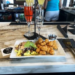 SIPS ON 10TH - Updated March 2025 - 188 Photos & 87 Reviews - 1022 S ...