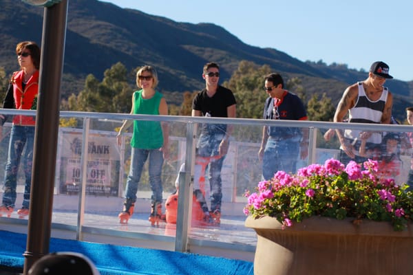 TEMECULA ON ICE - Updated January 2026 - 25 Photos & 20 Reviews - 41000 ...
