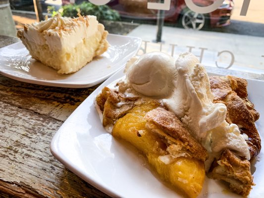 A LA MODE PIES WEST SEATTLE - 360 Photos & 279 Reviews - 4225 SW Alaska ...