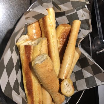 HIGHLAND HOUSE - Updated October 2025 - 154 Photos & 383 Reviews - 2630 ...