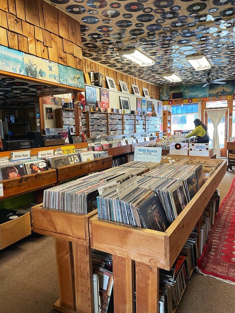 RECYCLED RECORDS - Updated December 2025 - 43 Photos & 65 Reviews - 604 ...