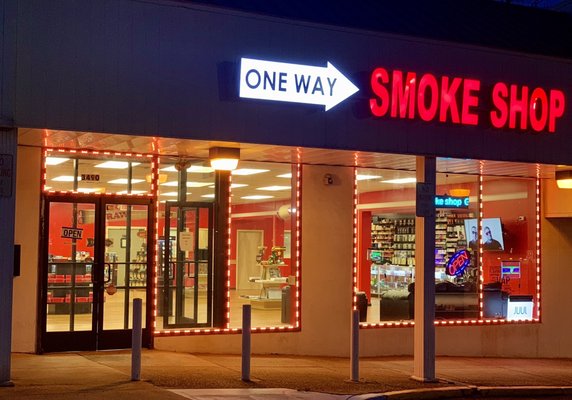 ONEWAY SMOKE SHOP - Updated April 2025 - 68 Photos - 3490 Concord Rd ...