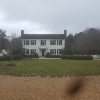 BASSETT HALL - Updated January 2026 - 10 Photos - 550 Francis St E ...