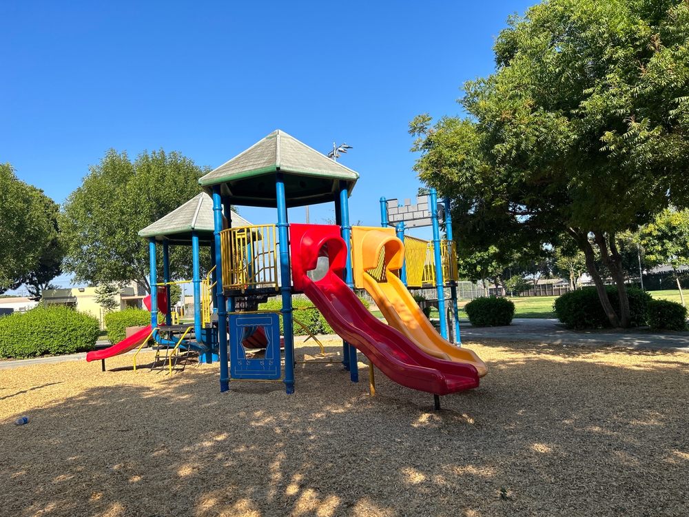 PROGRESS PARK - Updated August 2024 - 10 Photos - 15500 Downey Ave ...