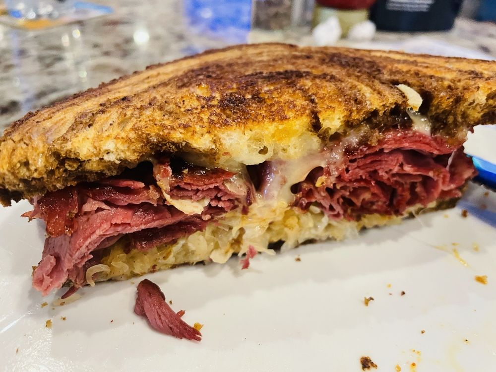 SIDELINES GRILLE - Updated May 2025 - 54 Photos & 85 Reviews - 6199 ...