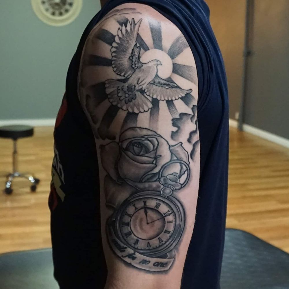 CENTER LEFT TATTOO STUDIO - Updated October 2025 - 23 Photos - 1244 ...