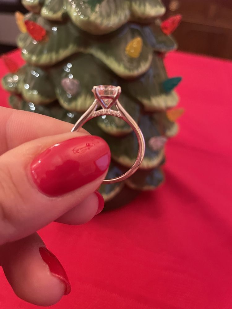 DIAMONDS DIRECT - Updated October 2025 - 20 Photos - 1701 E Golf Rd ...