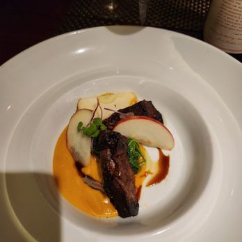 JAMES ON MAIN - Updated January 2026 - 600 Photos & 351 Reviews - 105 ...