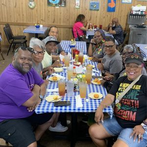 VICKI’S LUNCH VAN - Updated September 2025 - 81 Photos & 90 Reviews ...