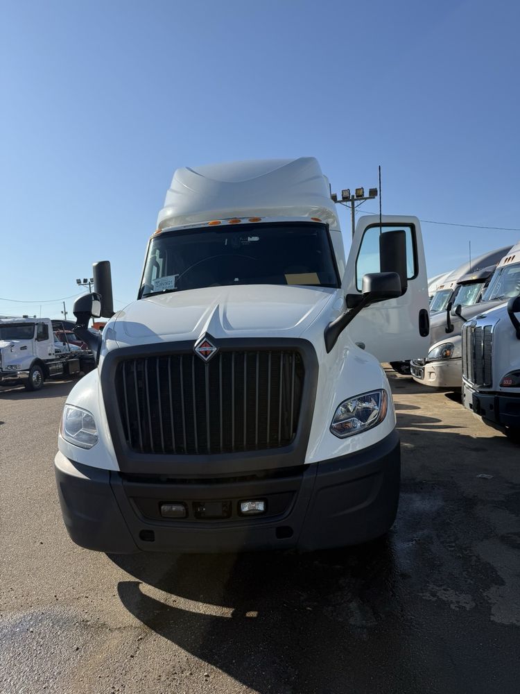 DON BASKIN TRUCK SALES - Updated December 2025 - 21 Photos & 41 Reviews ...