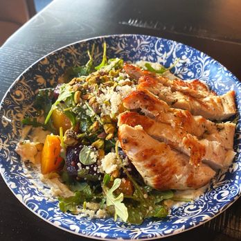 ELLA’S ITALIAN PUB - ELMHURST - Updated October 2025 - 176 Photos & 94 ...