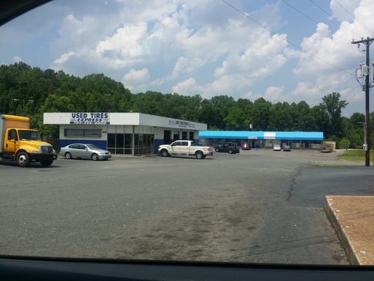 USED TIRES EXPRESS - Updated October 2025 - 29 Reviews - 4417 N Tryon ...