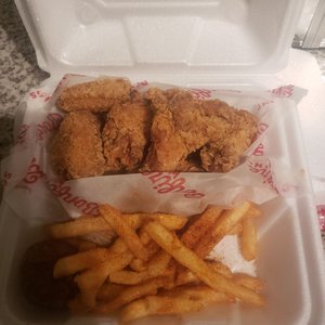 BONFIRE WINGS - 67 Photos & 173 Reviews - 13030 Woodforest Blvd ...