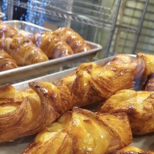 LIOR THE BAKER - 123 Photos & 128 Reviews - 10953 N Frank Lloyd Wright ...