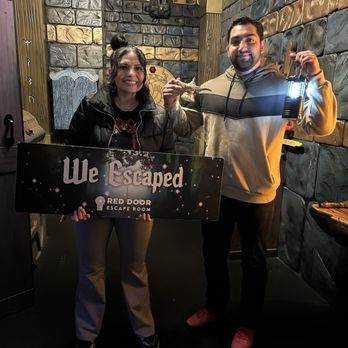 RED DOOR ESCAPE ROOM - Updated December 2025 - 43 Photos & 19 Reviews ...