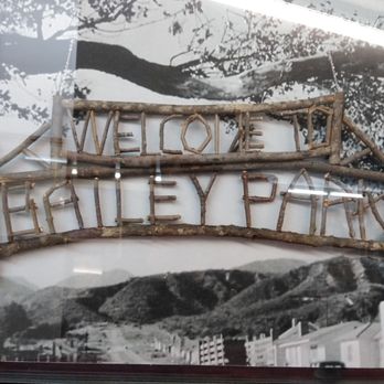 IT’S A WONDERFUL LIFE MUSEUM - Updated December 2025 - 46 Photos & 16 ...