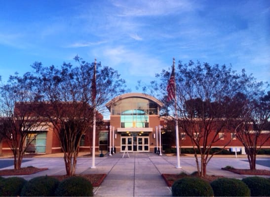HOLLY SPRINGS PUBLIC LIBRARY - Updated December 2025 - 300 W Ballentine ...