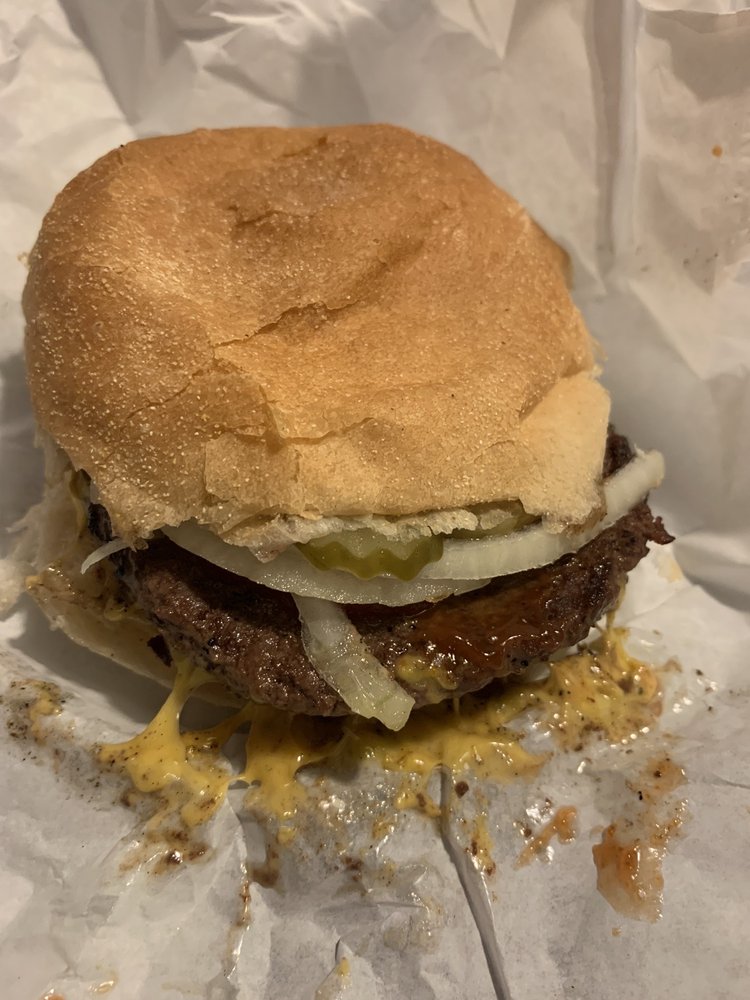 SCHULZ’S RESTAURANT - 20 Photos & 38 Reviews - 1644 Calumet Dr ...