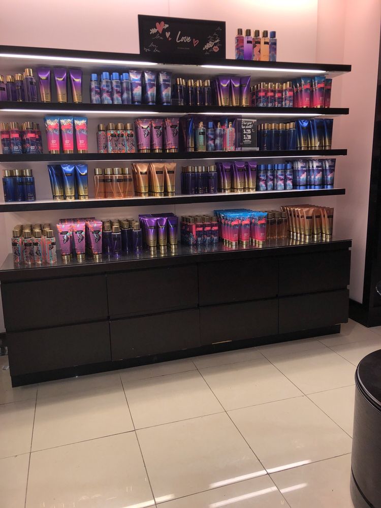 VICTORIA’S SECRET - Updated October 2025 - 19 Reviews - Buckland Hills ...