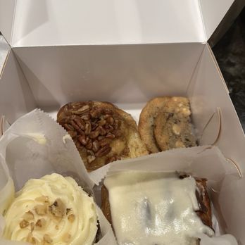 BEST BUNS BAKERY & BURGERS - Updated December 2024 - 176 Photos & 122 ...