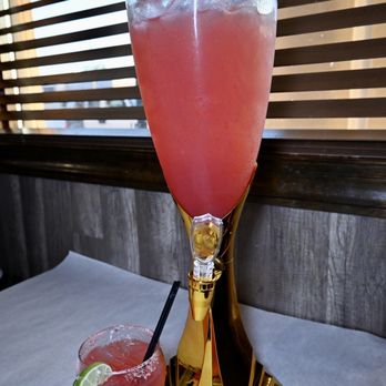 VOLCANO CRAB - Updated February 2025 - 89 Photos & 64 Reviews - 204 ...