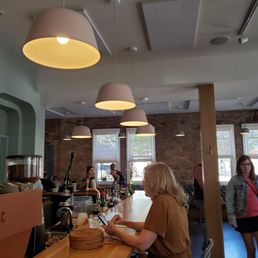 PIP - Updated November 2025 - 273 Photos & 216 Reviews - 10335 83 ...