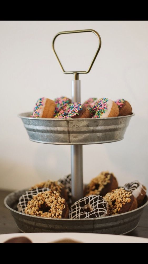 HANA’S DONUTS - 78 Photos & 111 Reviews - 2131 S 34th St, Kansas City ...