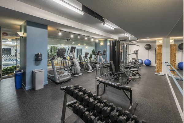 HOTEL HALIFAX - Updated October 2025 - 26 Photos & 17 Reviews - 1990 ...