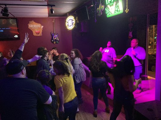 THE HIGH NOTE KARAOKE LOUNGE - 26 Photos & 27 Reviews - Karaoke - 645 N ...