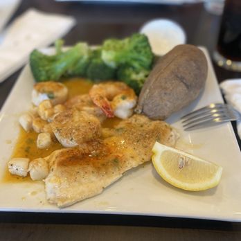 B & B FISH & CLAM CO - Updated May 2025 - 349 Photos & 340 Reviews ...