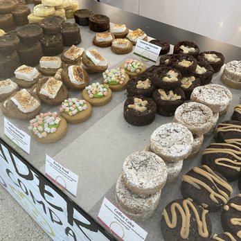 LOWRIDER COOKIE COMPANY - Updated August 2024 - 12 Photos & 12 Reviews ...