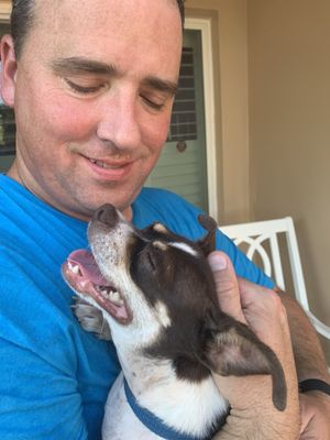 Pawlicious Poochie Pet Rescue
