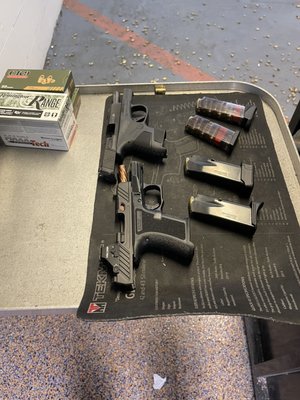 HARRY BECKWITH GUNS & RANGE - Updated May 2024 - 49 Photos & 18 Reviews ...