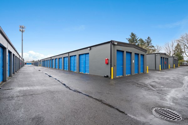 GLACIER WEST SELF STORAGE - 14 Photos - 515 SE 157th Ave, Vancouver ...
