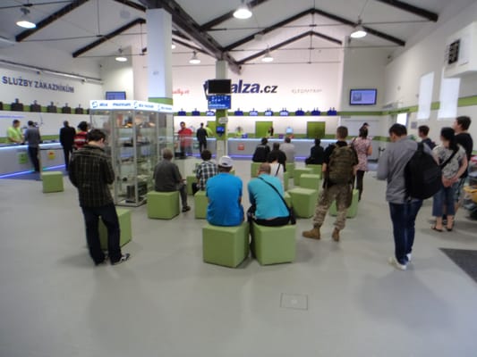 ALZA - CENTRÁLA - Updated December 2025 - 29 Photos & 34 Reviews ...