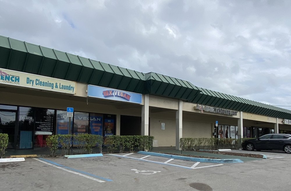 POMPANO PLAZA SHOPPING CENTER - Updated January 2026 - 1602 S Cypress ...