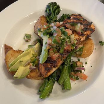 FOUNDATION RESTAURANT & BAR - Updated September 2024 - 917 Photos & 635 ...