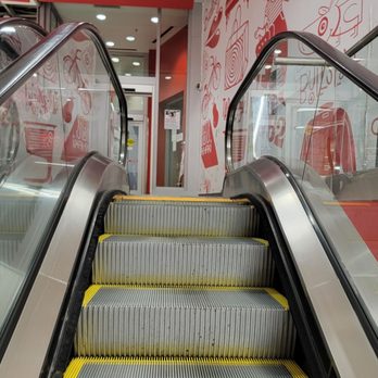 QUEENS PLACE MALL - Updated November 2025 - 63 Photos & 78 Reviews - 88 ...