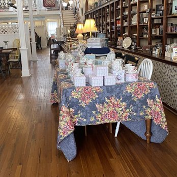 LAURA’S TEA ROOM - Updated December 2025 - 161 Photos & 58 Reviews ...