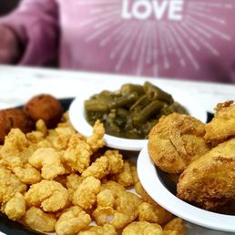 GUS FAMILY RESTAURANT - Updated June 2025 - 43 Photos & 29 Reviews ...