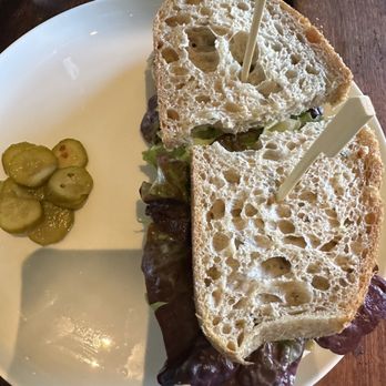 THE DAISY RESTAURANT - Updated May 2025 - 291 Photos & 243 Reviews ...