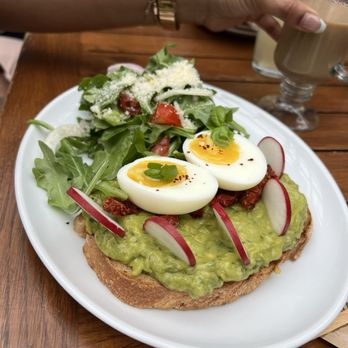 REFINERY ROOFTOP - Updated August 2024 - 1496 Photos & 1260 Reviews ...