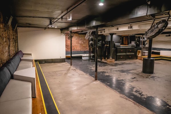 CLUB VINYL - Updated December 2025 - 75 Photos & 187 Reviews - 1082 ...